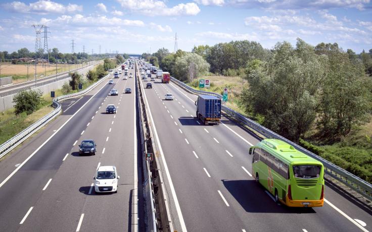 Decarbonising EU road transport: Solutions for 2030 and beyond | IRU | World Road Transport ...